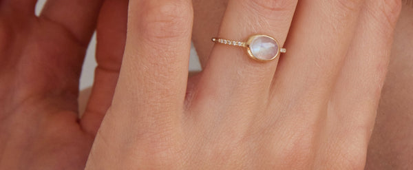 Thetis Moon – eikosi dyo